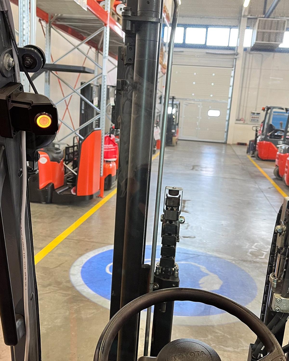 Forklift and pedestrian anti-collision system | ALIS Shield