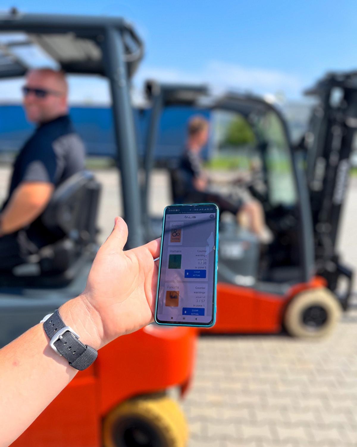 Forklift and pedestrian anti-collision system | ALIS Shield